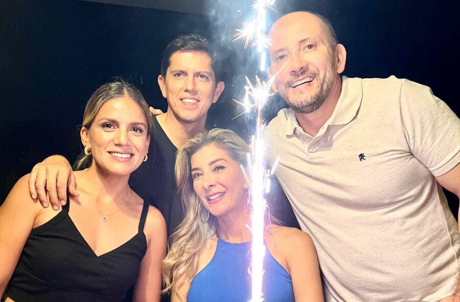 Brenda Vázquez de Serna festeja sus 48 años de vida - Perfiles