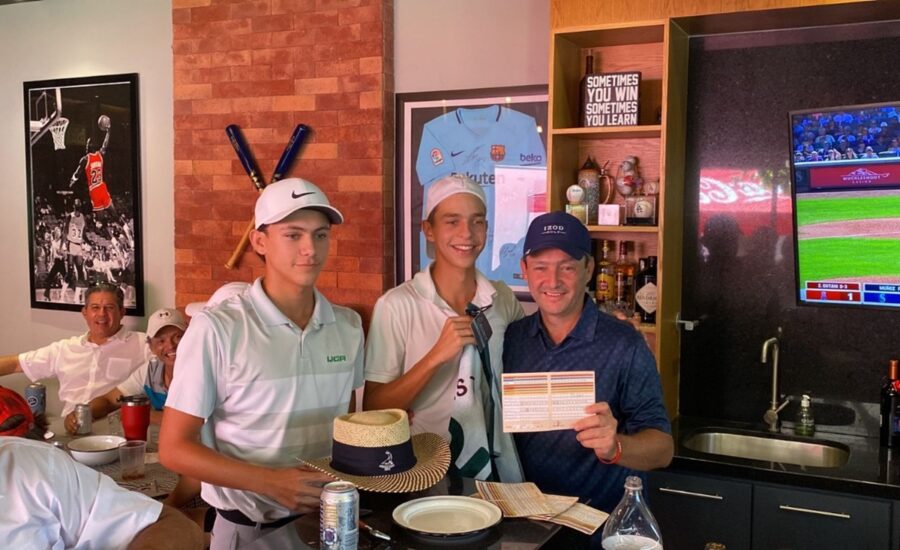 Jacobo Álvarez festeja su 52 aniversario de vida - Perfiles