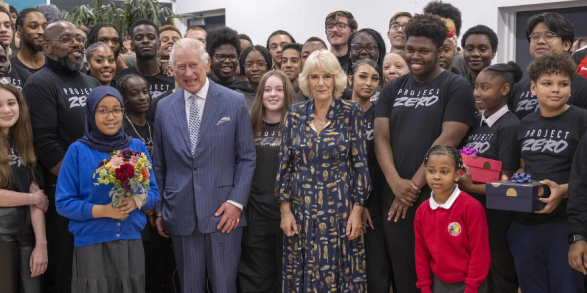 El Rey Carlos y Camila reina consorte visitan el estupendo proyect Zero ...