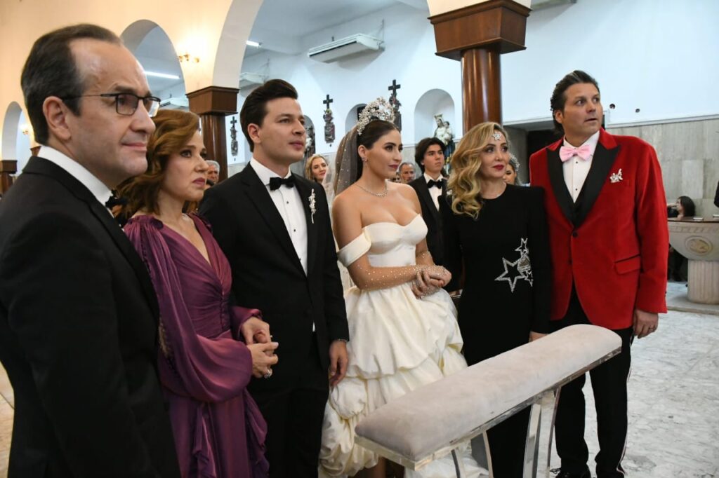 Boda de Ana María Zamora Ibarra y Juan Carlos Esquer Ramos - Perfiles