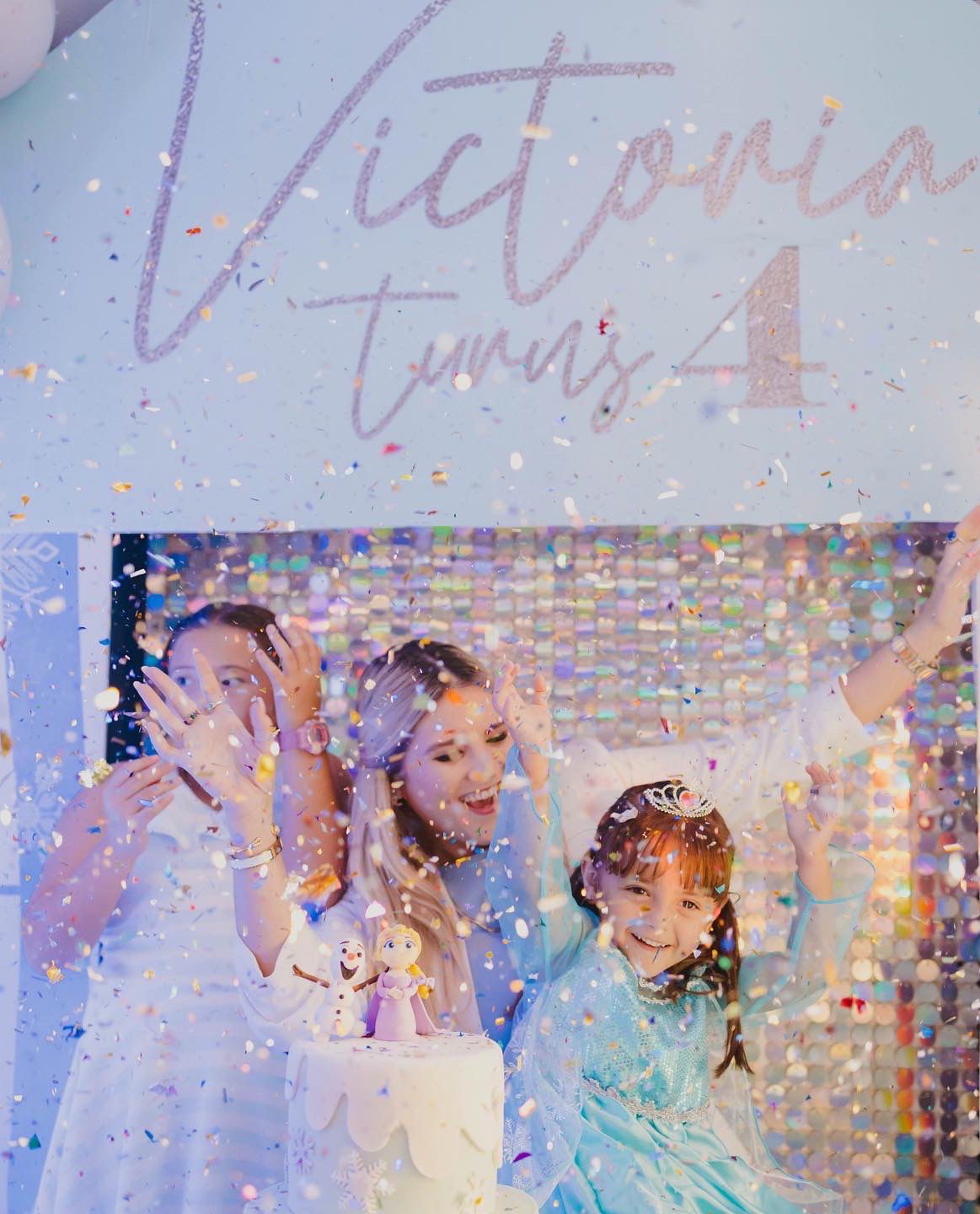 Encantadora cumpleañera Victoria Ontiveros Zazueta - Perfiles