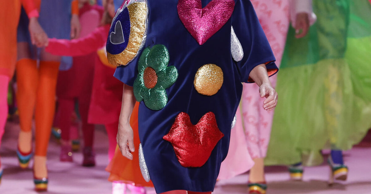 Ágatha Ruíz de la Prada y su magia en colores en sus diseños durante el ...