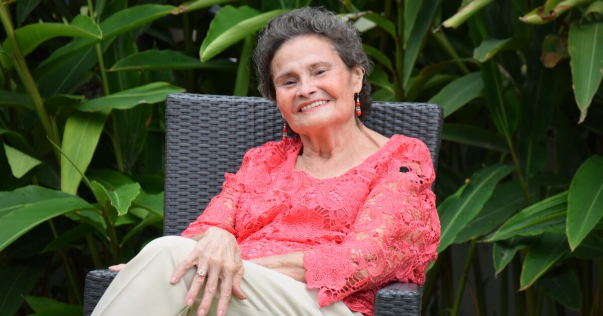 66 años de trayectoria de la querida "Meche" belleza de mujer orgullo ...