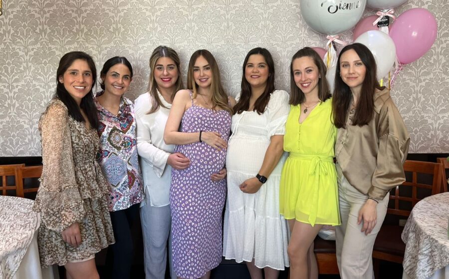 Victoria Damm y Thalia Wong son festejadas por su maternidad - Perfiles