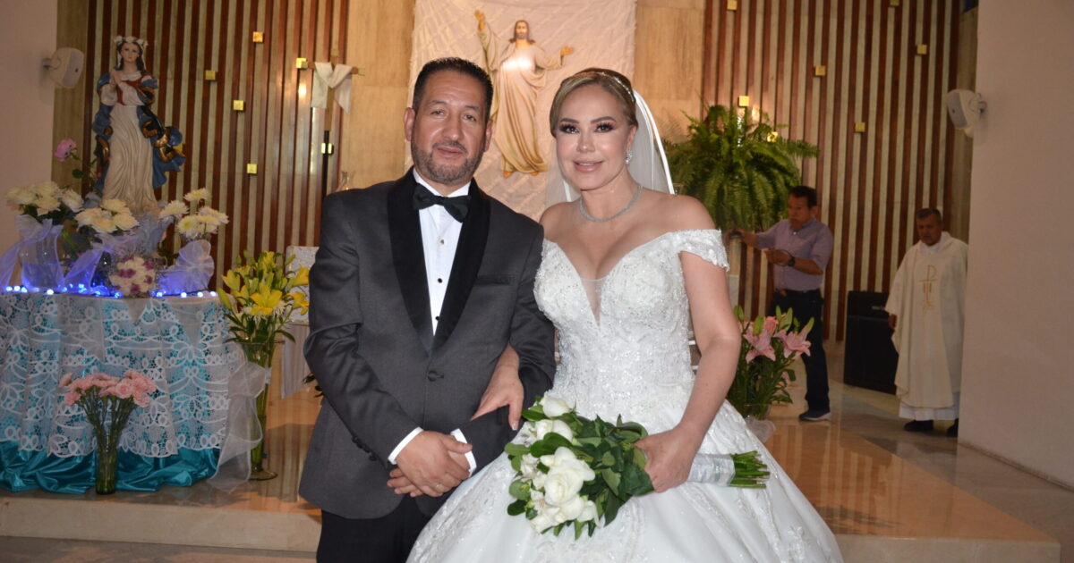 Bertha Alicia y Froylan se juran amor ante Dios - Perfiles