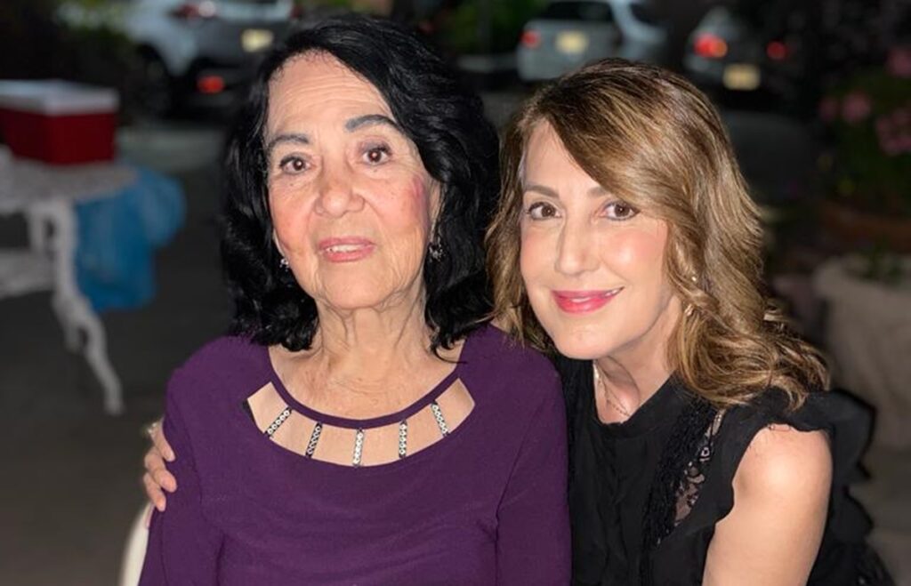 Beatriz Tavizón de Portugal es consentida por su familia en su ...