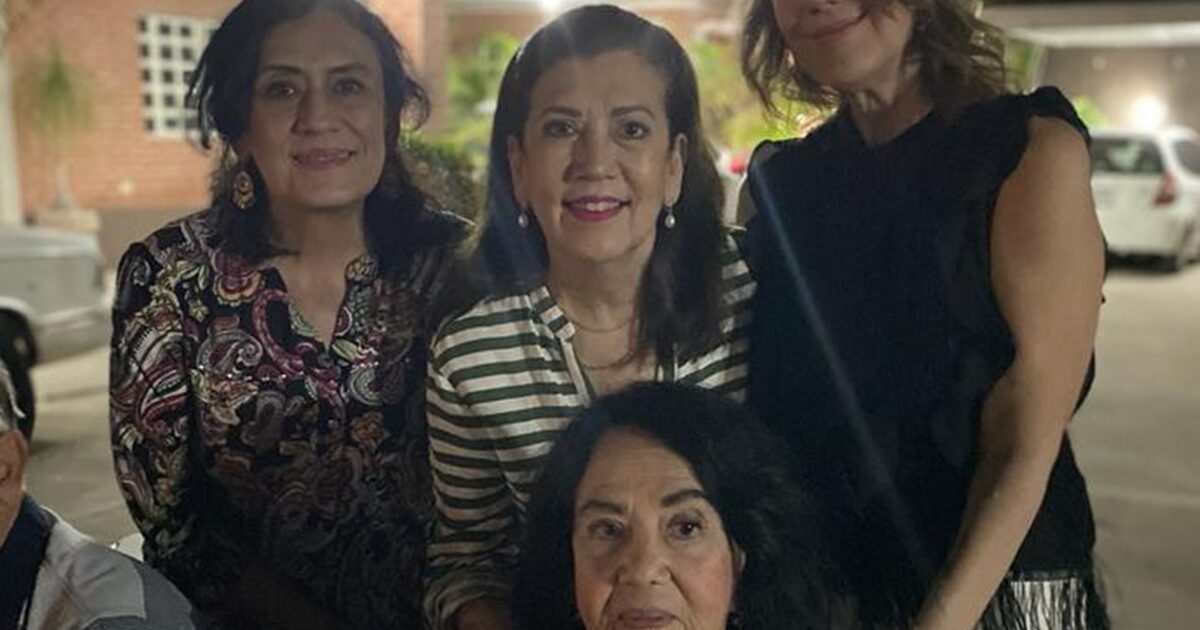 Beatriz Tavizón de Portugal es consentida por su familia en su ...
