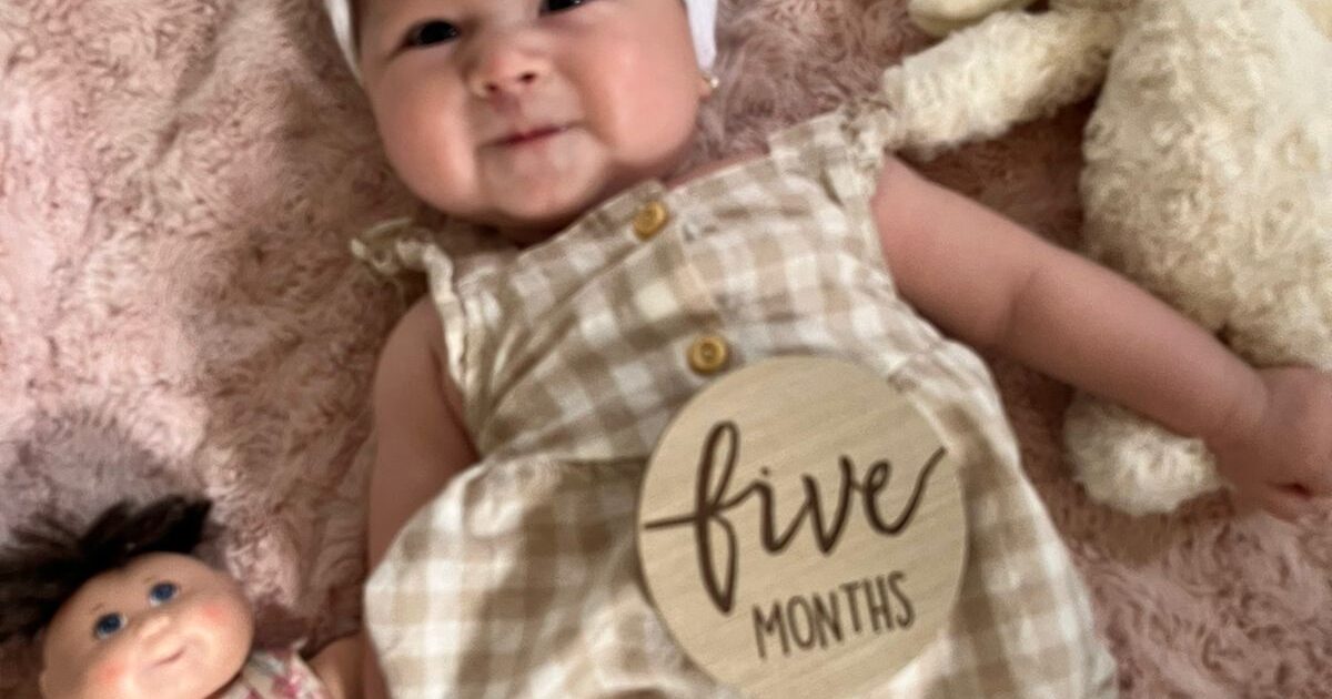 La preciosa Julia Benavides Hernández cumplió cinco meses de edad ...