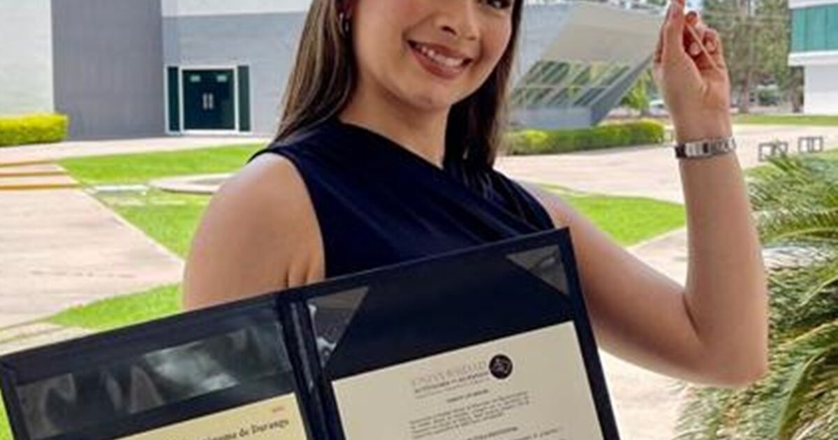 Gemma Ibarra Espinoza recibe tituló de licenciada en Nutrición - Perfiles