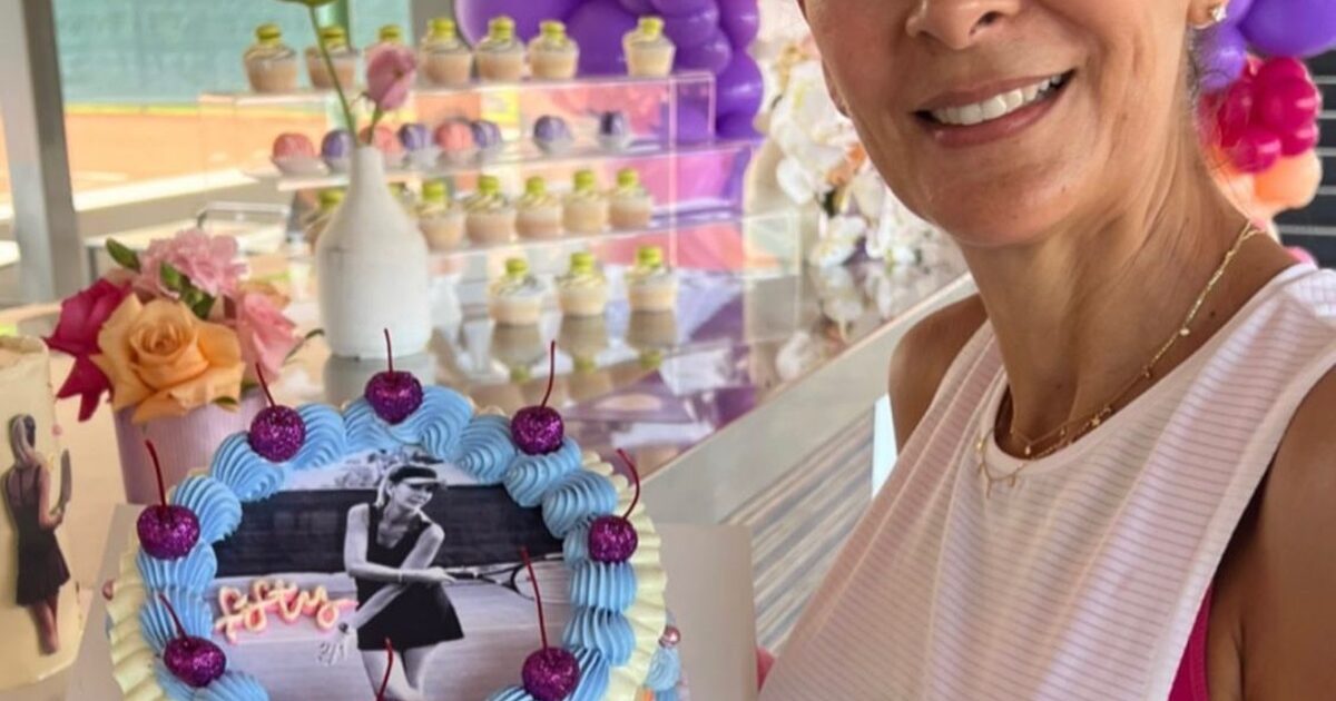Brenda Vázquez de Serna disfruta festejo con sus amigas tenistas - Perfiles